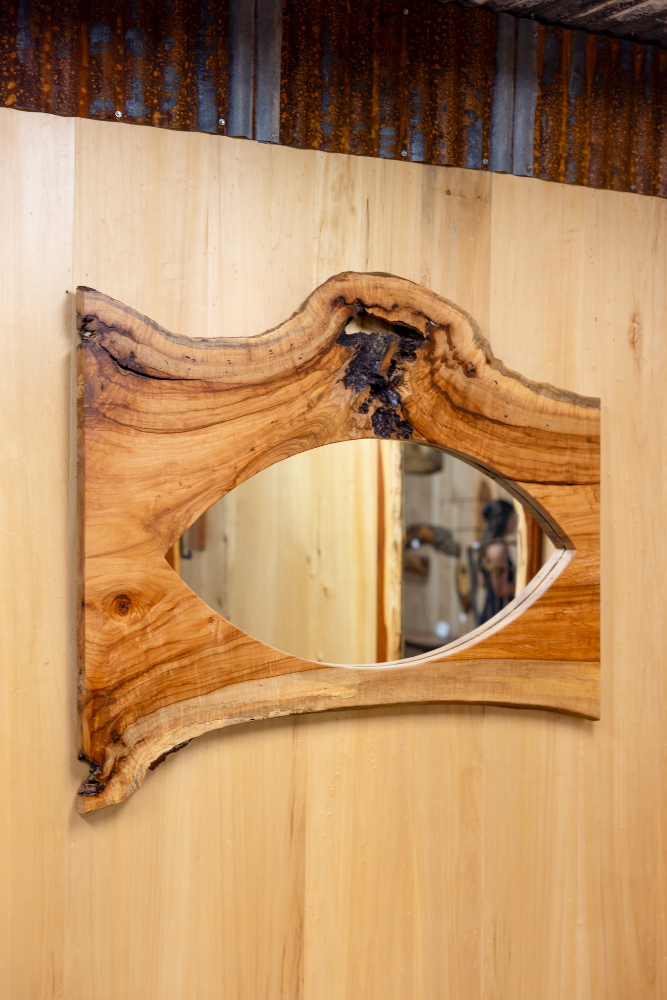 Pecan Eye-Shaped Wall Mirror – Tin Roof Kitchen & Home